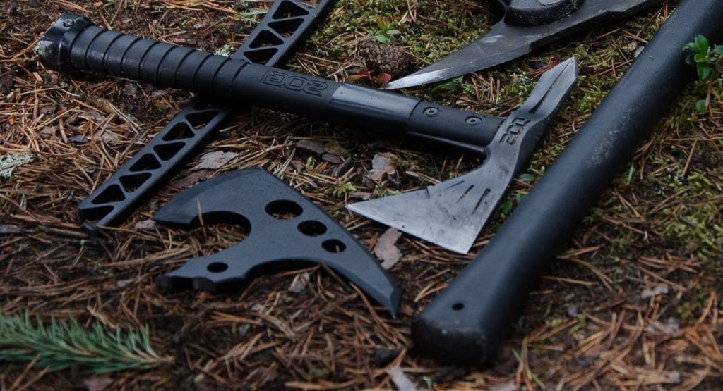 How To Choose a Tomahawks for Your Outdoor | ListOutdoor