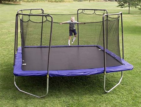 8 Best Square Trampolines You Can Choose for Your Family