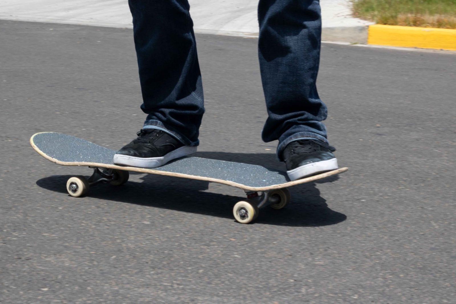 How To Nollie On A Skateboard? | ListOutdoor